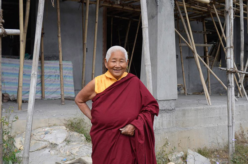Choje Lama Ani Pema – Ce monde de rosée